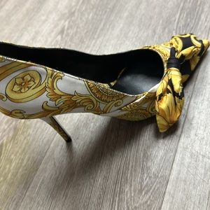 Versace Collection | Shoes | Versace Gold And White Classic Heels ...